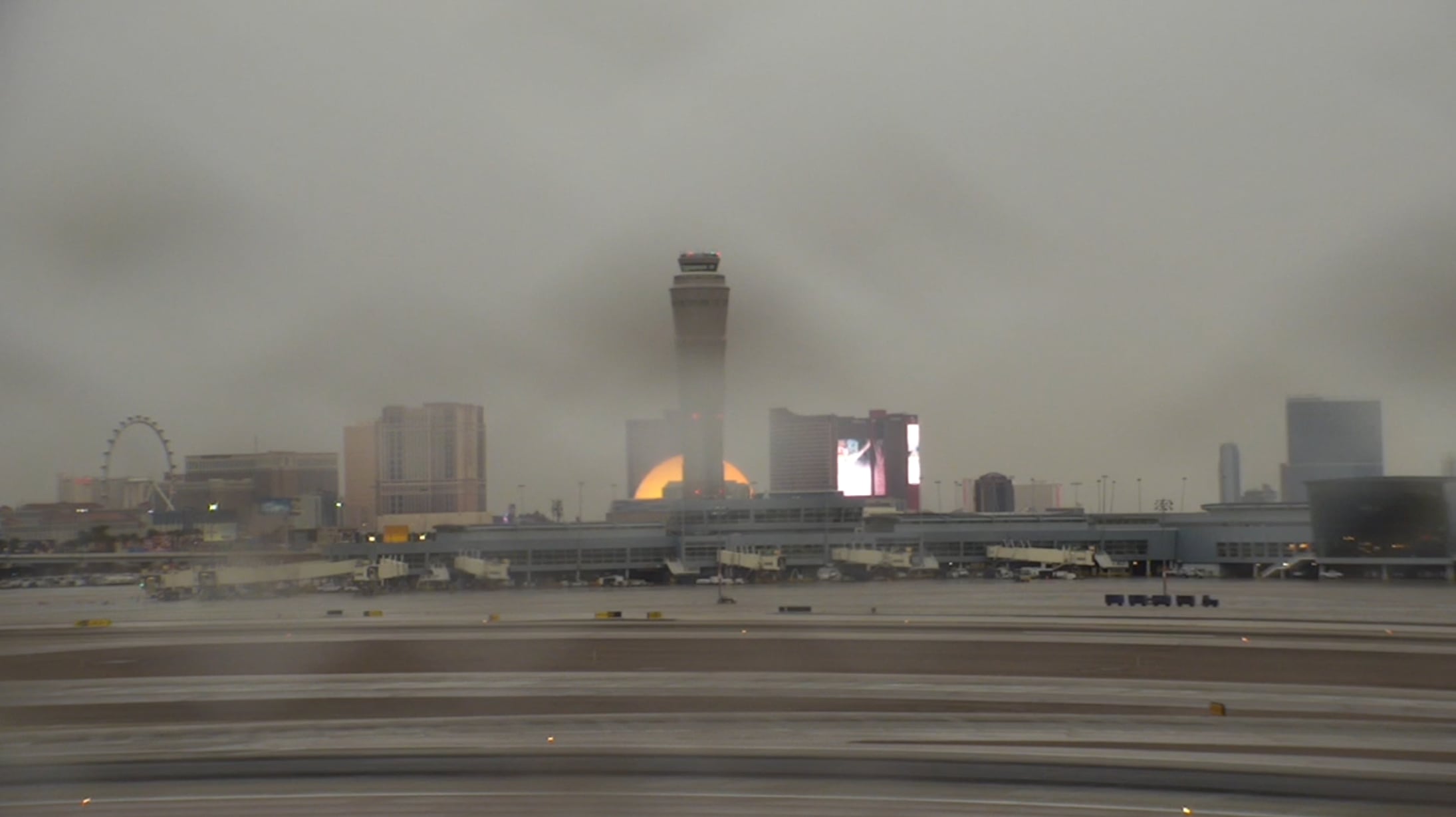 Strong winter storm moves rain, heavy winds, mountain snow move into ...