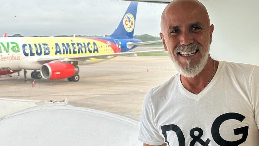 Radamés de Jesús bromea con iniciales del América, CA: “Compra Árbitros”