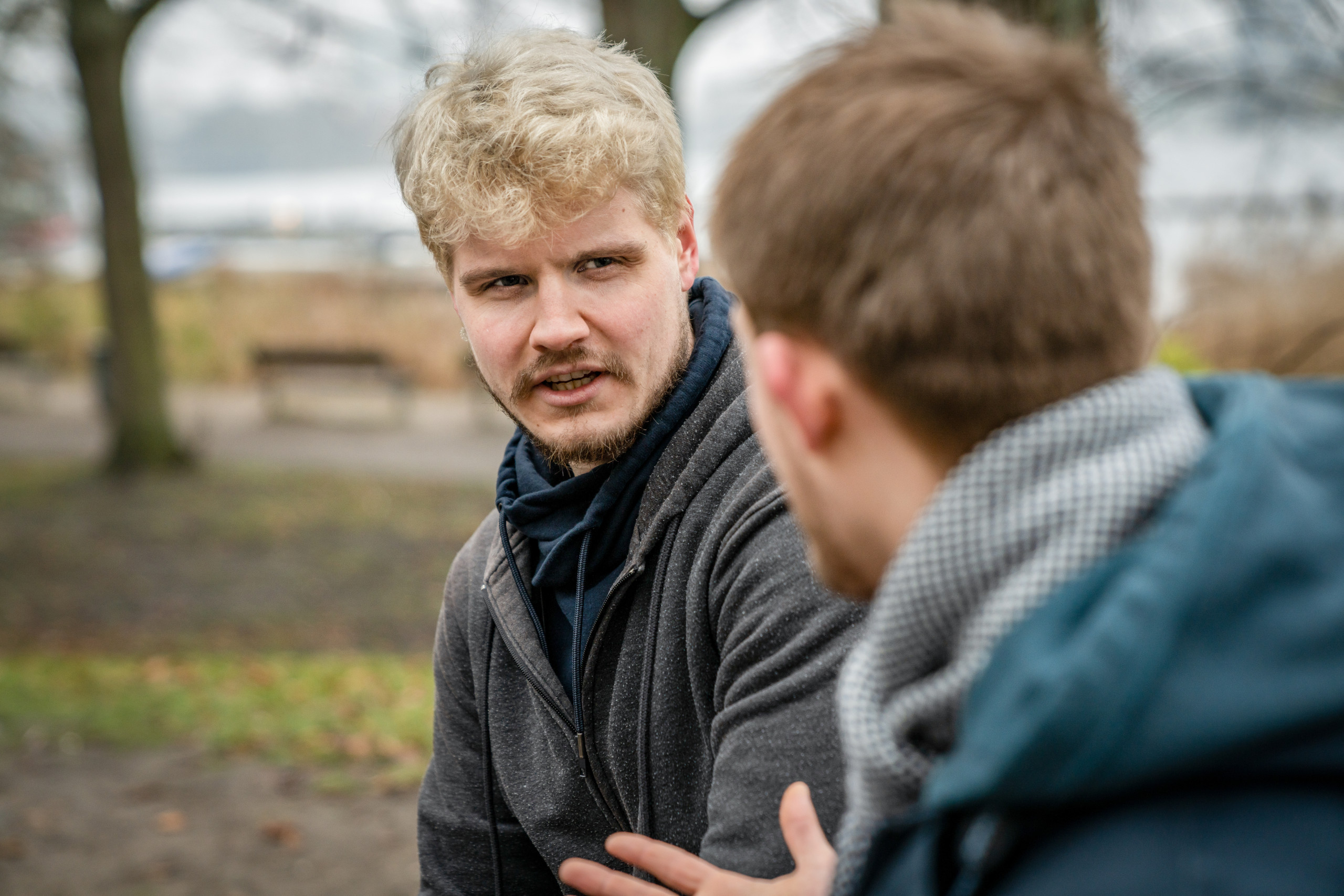 Être "facile à vivre" : un fardeau caché derrière l’apparente simplicité