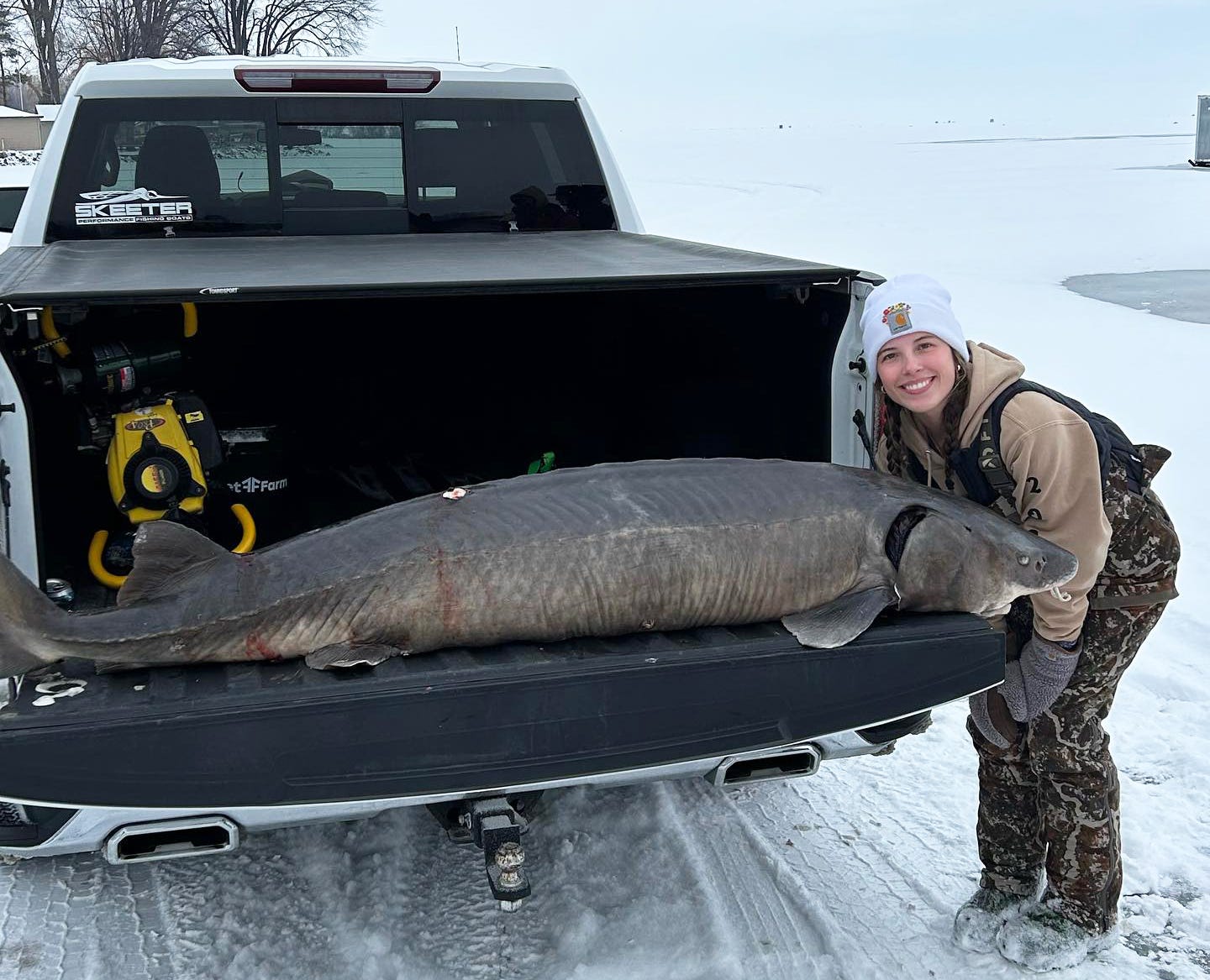 'Fish of a lifetime': Woman spears 4th-largest ever sturgeon, bigger ...