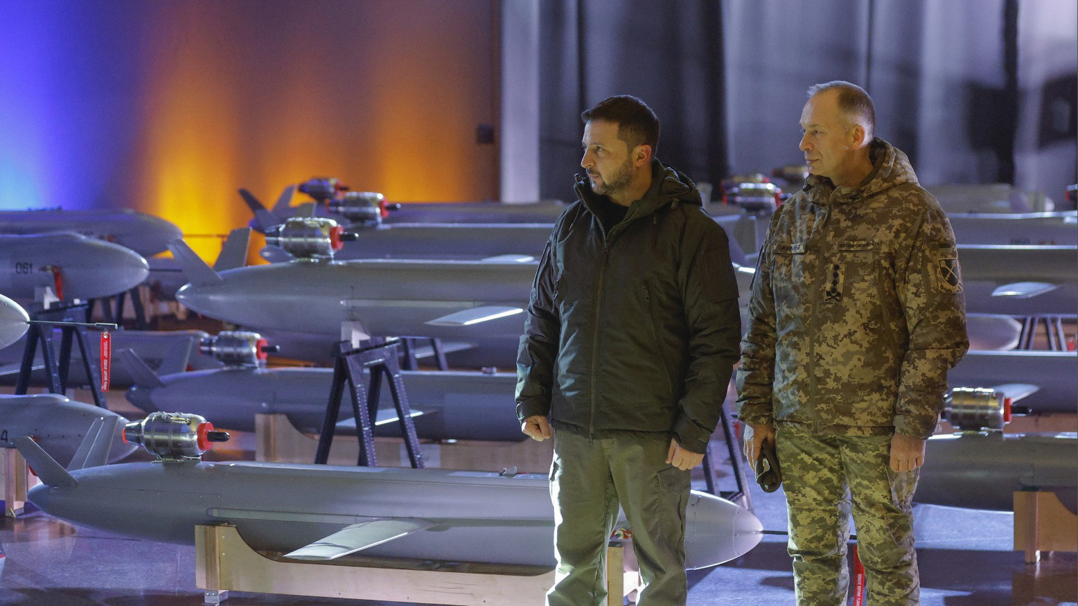 Oekraïense drones zijn een plaag voor Poetin: 'Kan Rusland niet beschermen' Oekraïense drones zijn een plaag voor Poetin: 'Kan Rusland niet beschermen'