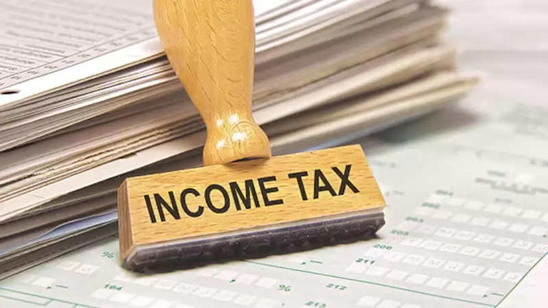 Income Tax Department: This is how the income tax department keeps an ...
