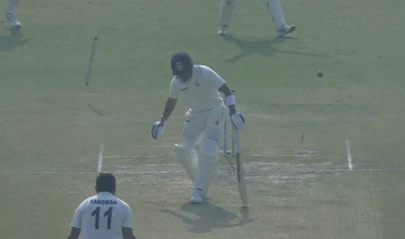 Virat Kohli clean bowled for only 6 in his Ranji Trophy comeback