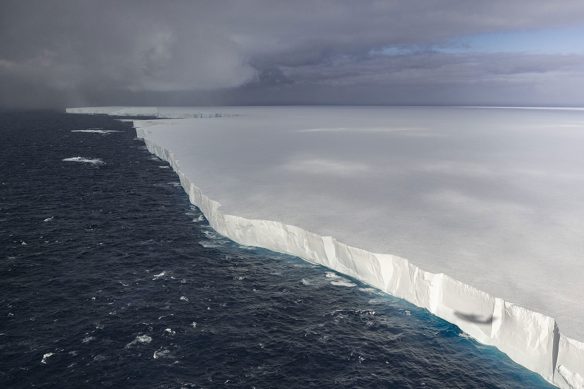 World's largest iceberg is on a collision course with British island World's largest iceberg is on a collision course with British island