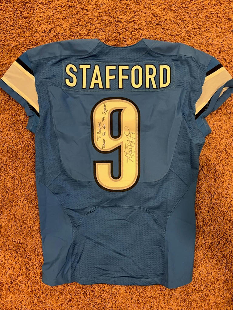 Matthew Stafford sends signed jersey to dad who sold his for Lions ...