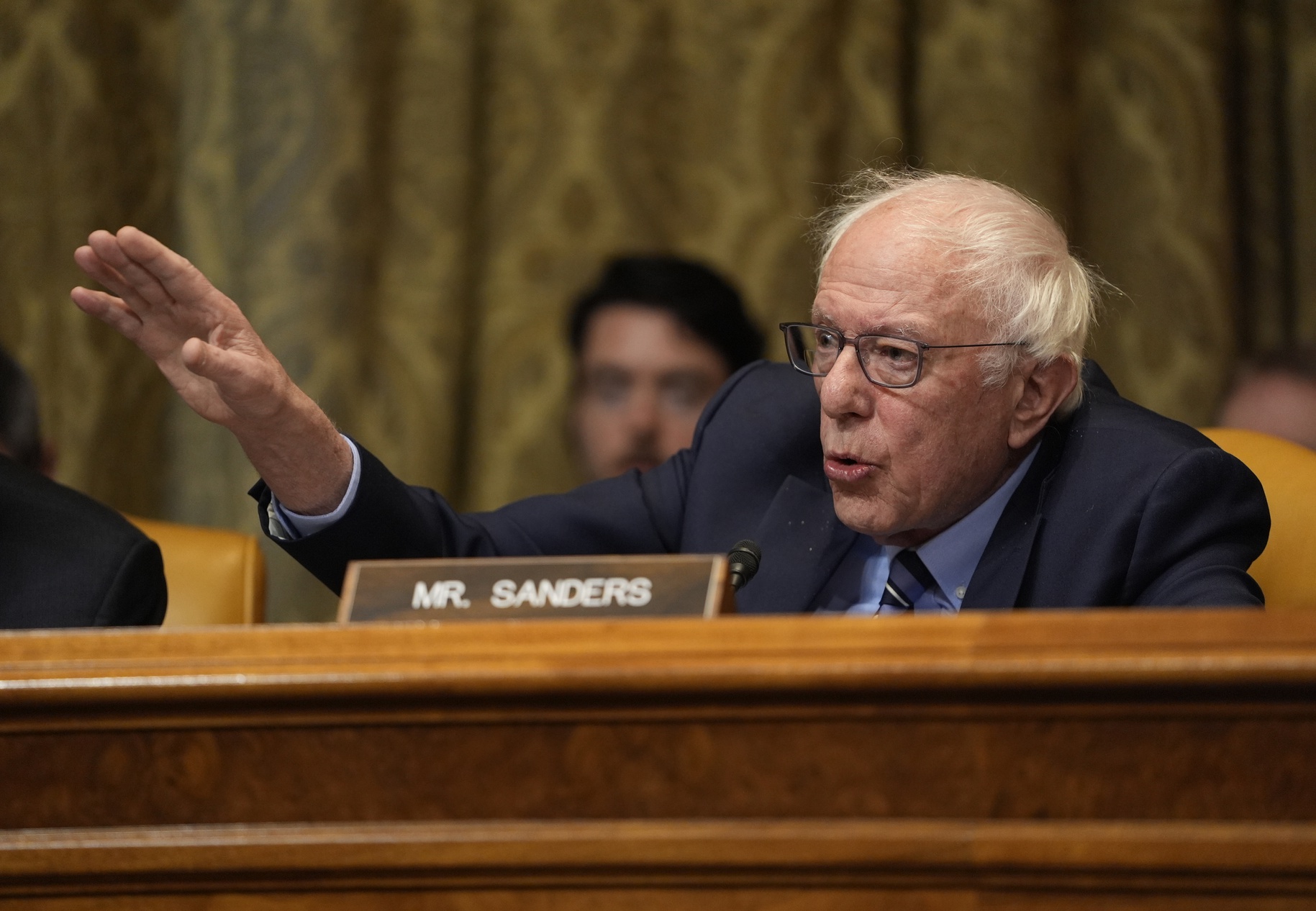 RFK Jr. Confronts Bernie Sanders Over Big Pharma Donations in Fiery ...