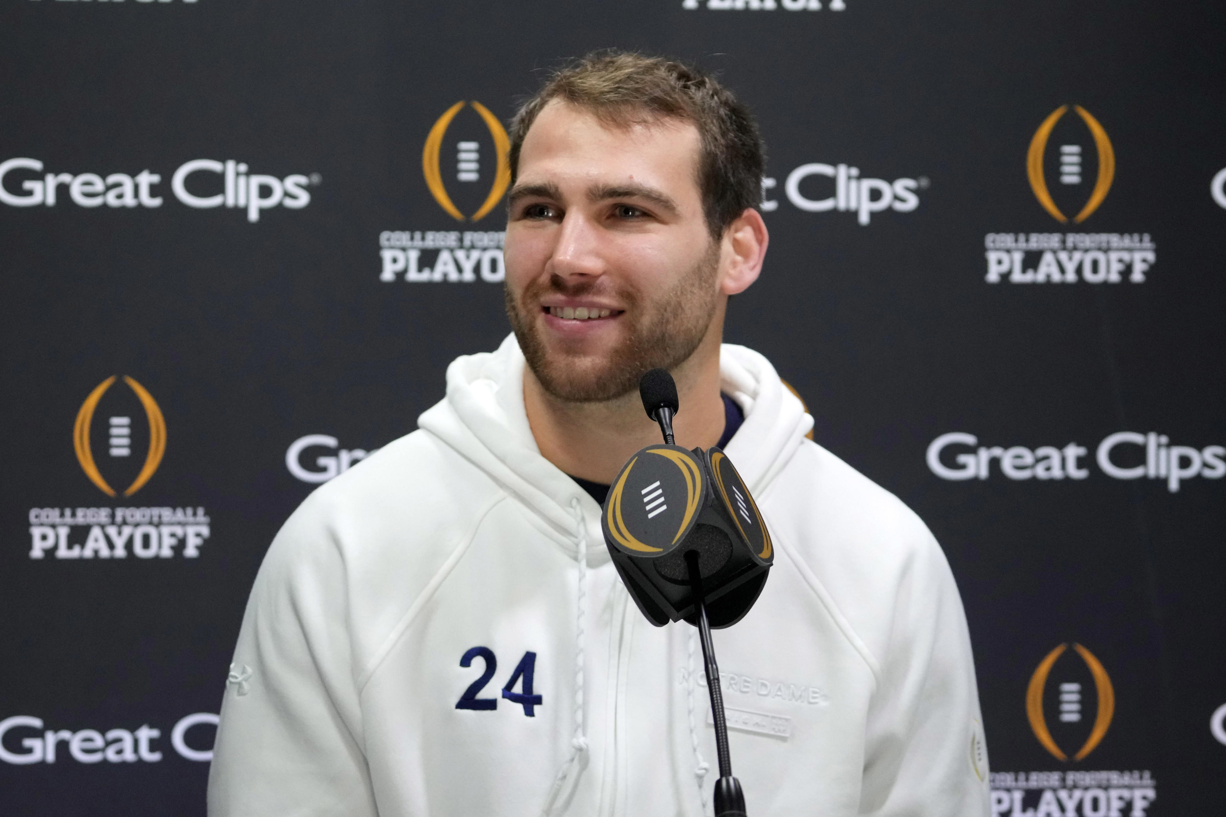 Notre Dame LB Jack Kiser has been turning heads at the Senior Bowl