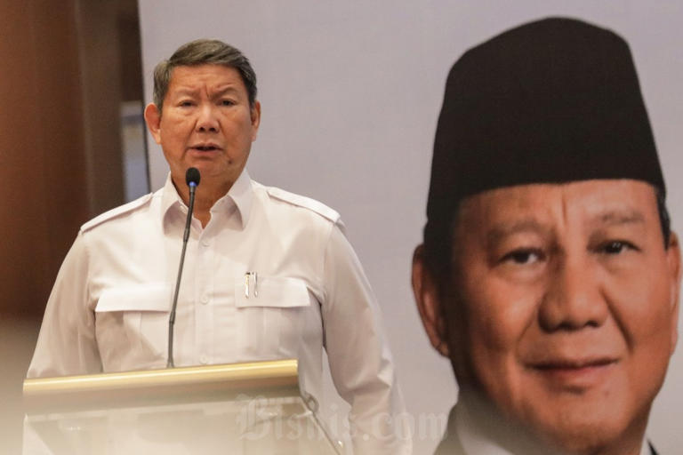 Hashim Ungkap Alasan Prabowo Pangkas Anggaran: Banyak Program Konyol Hashim Ungkap Alasan Prabowo Pangkas Anggaran: Banyak Program Konyol