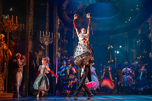 Das Wiener "Phantom der Oper" darf nun bis Juni 2026 wüten