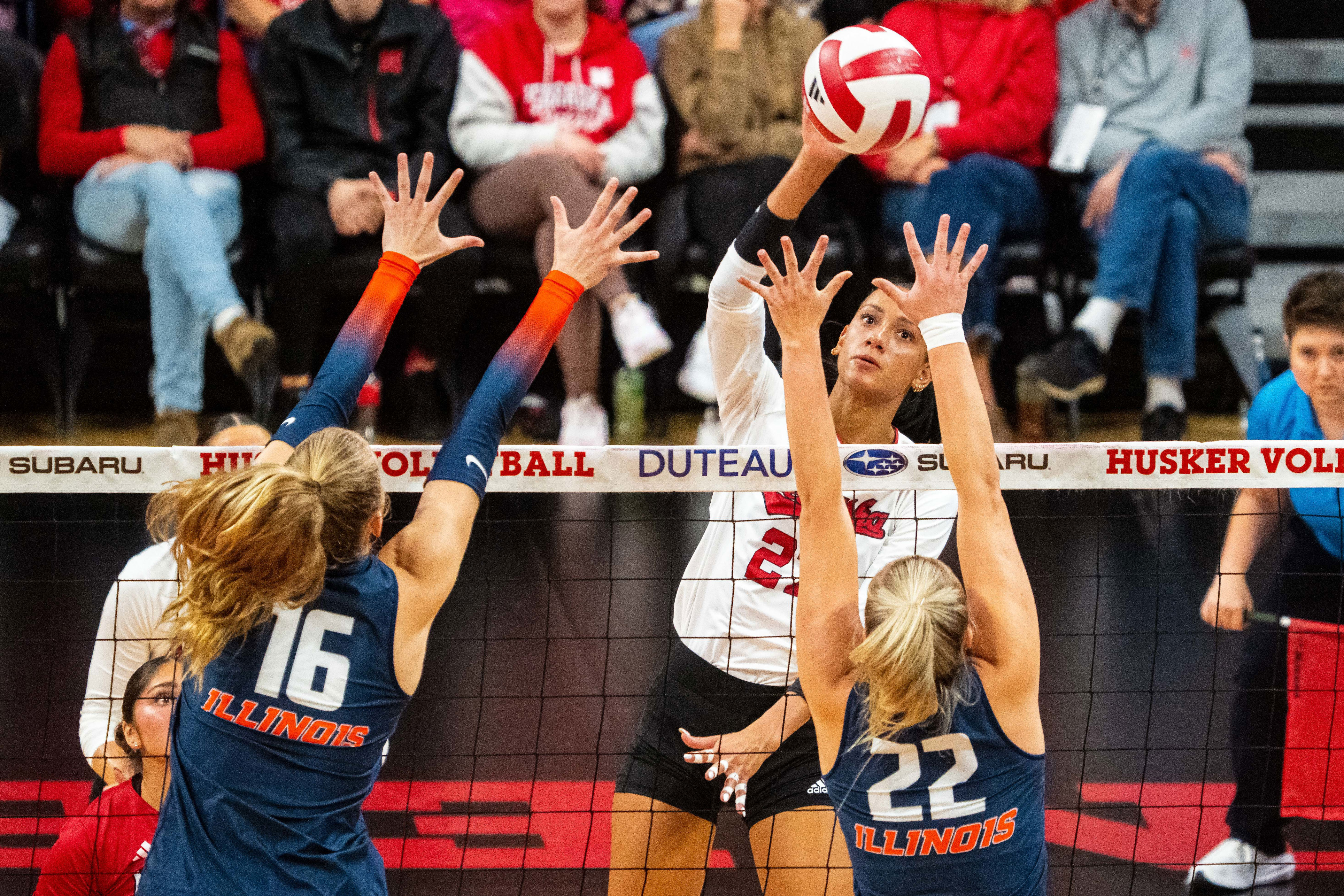 Nebraska volleyball learns conference opponents for the 2025 Big Ten season