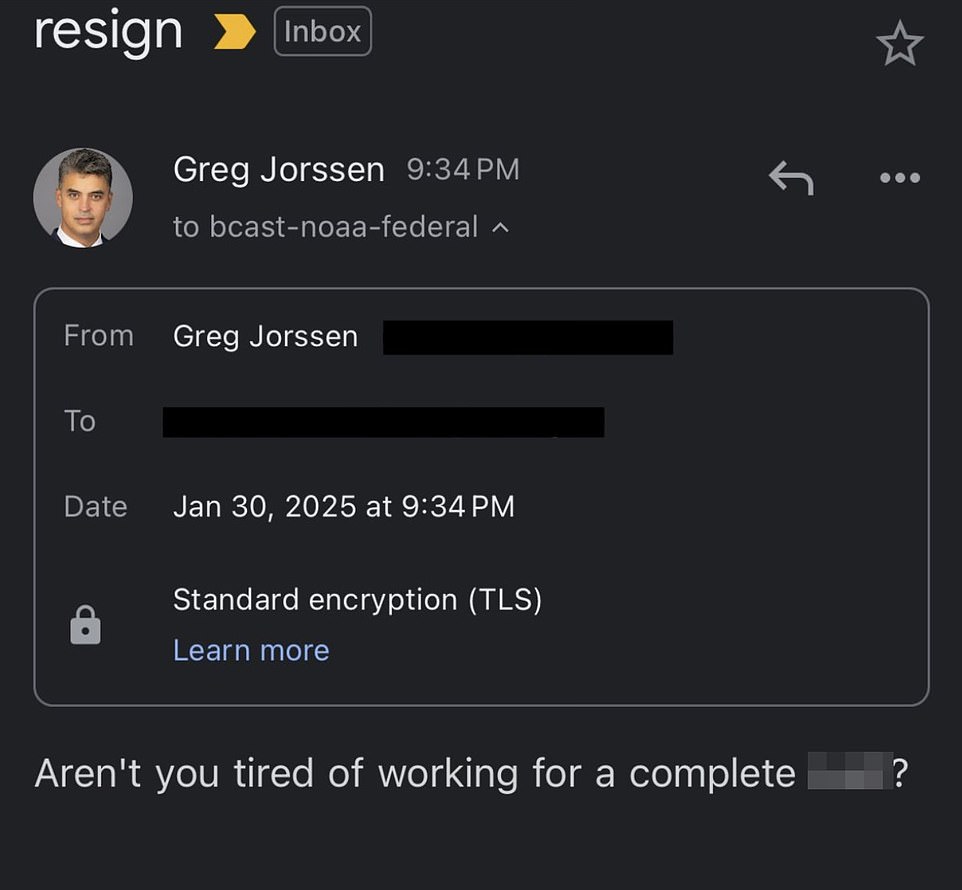 Over 13 thousand federal employees receive vile email about Trump