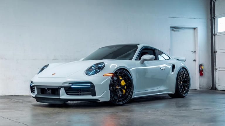 Porsche 911 Turbo S Vs. Porsche 911 GT3: Which Is Faster?