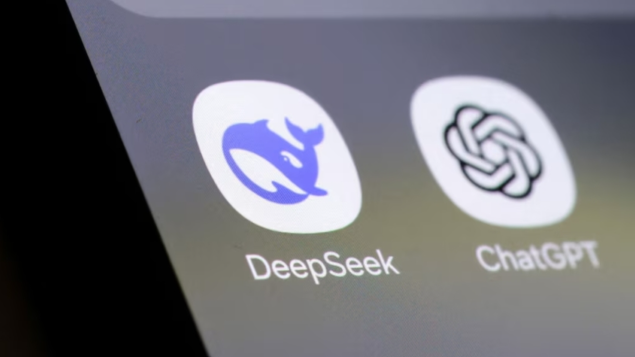DeepSeek Data Leak: Over 1 Million User Chats Exposed Online Amid India ...