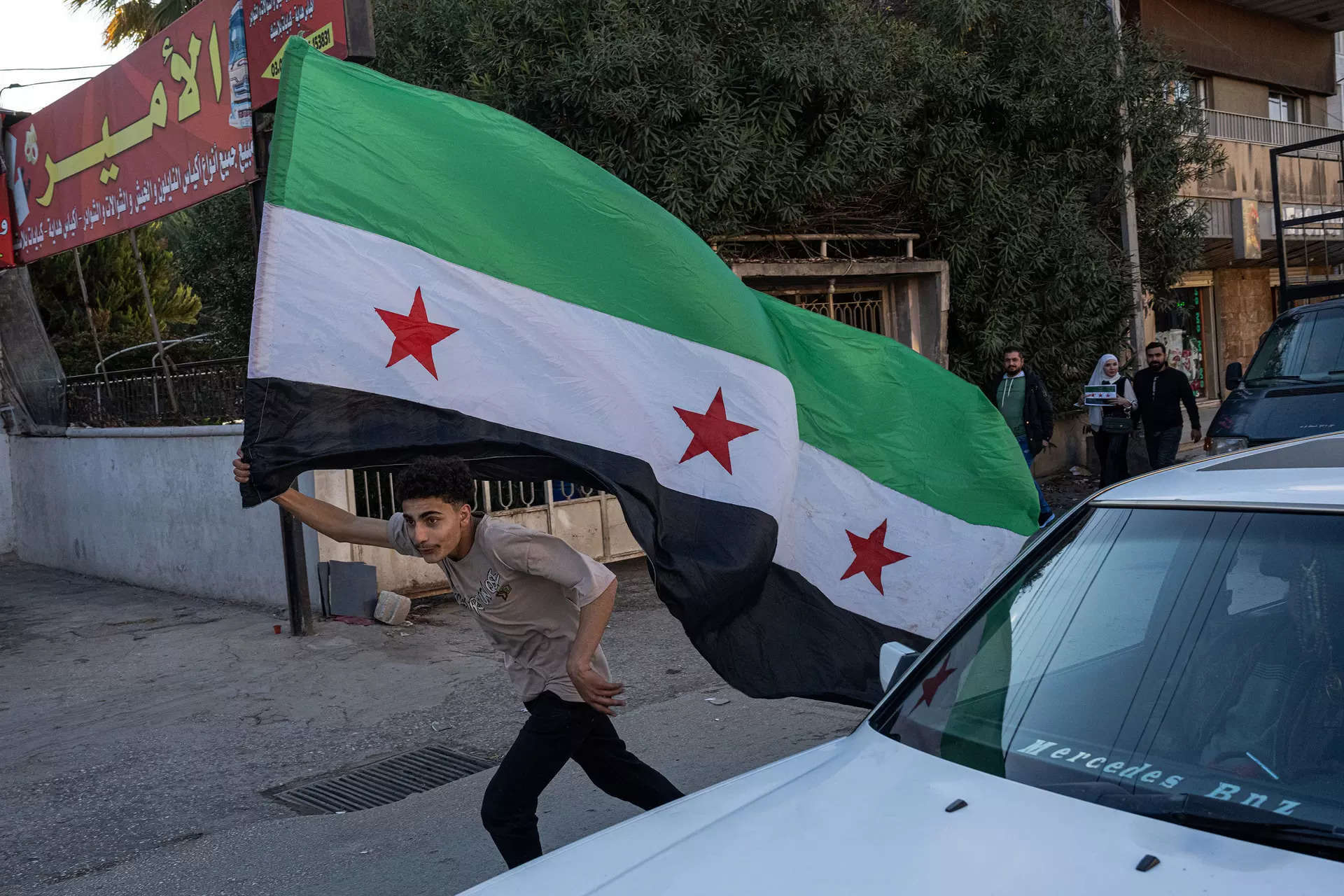 Syria's Islamist rulers overhaul economy with firings, privatization of ... Syria's Islamist rulers overhaul economy with firings, privatization of ...