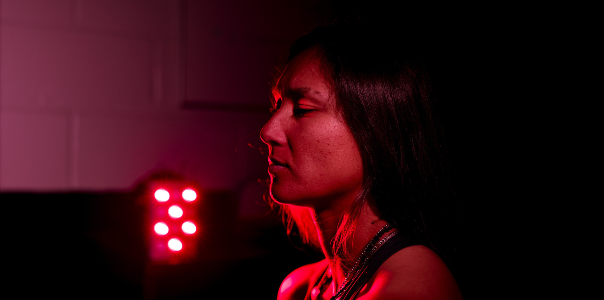 Red light therapy: its benefits, side effects, and uses