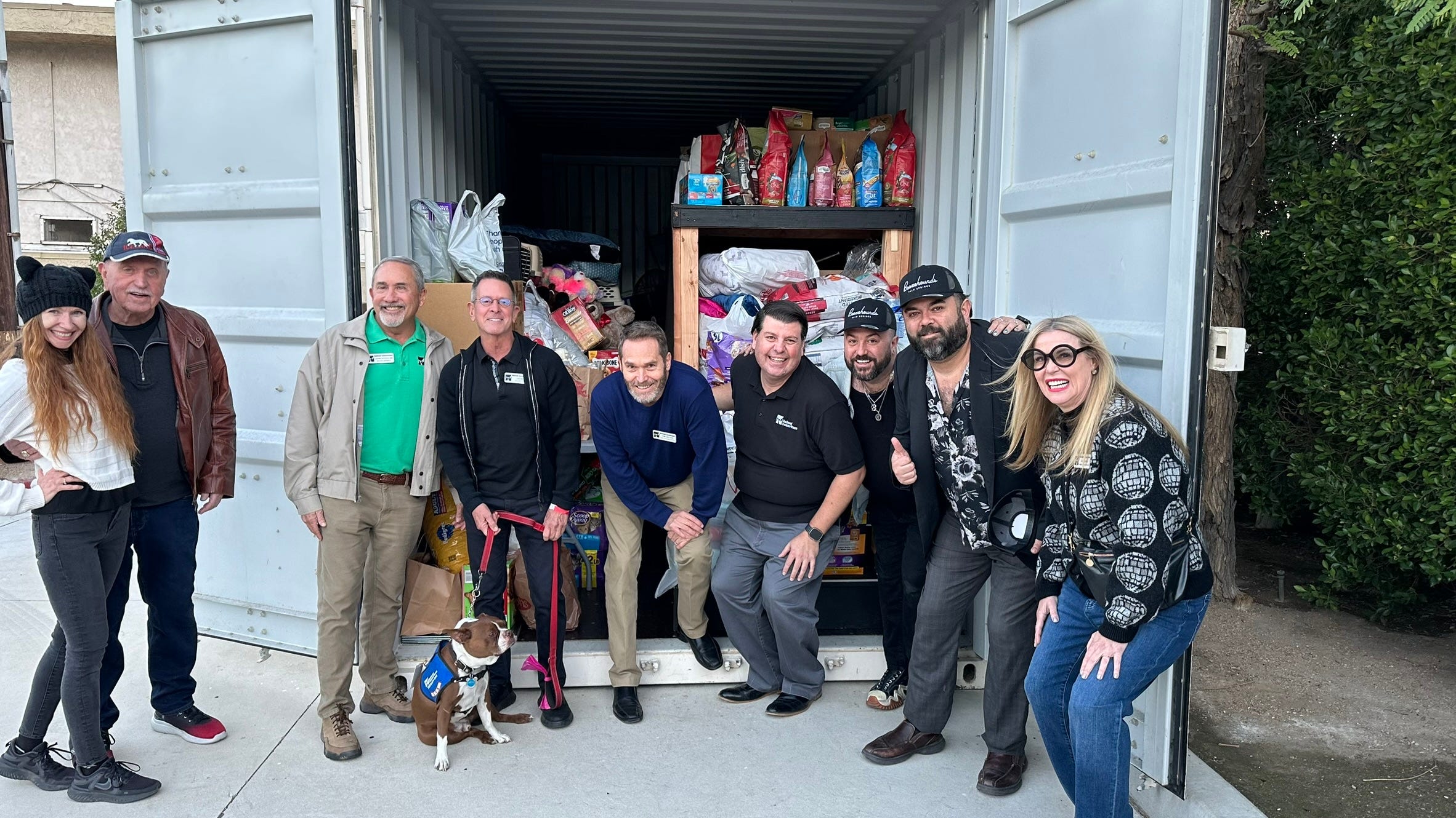 Animal Samaritans, Boozehounds Palm Springs unite for LA wildfire relief