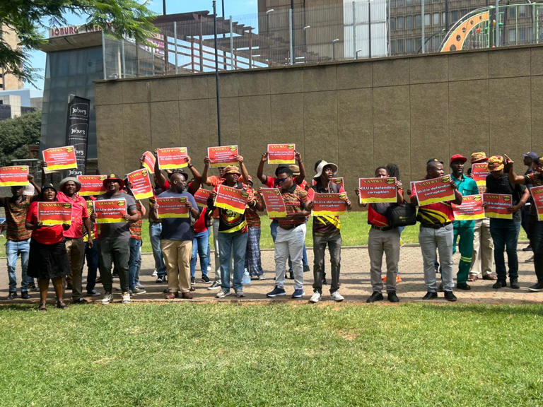 City of Joburg | SAMWU vows to sweep acting COO out of office