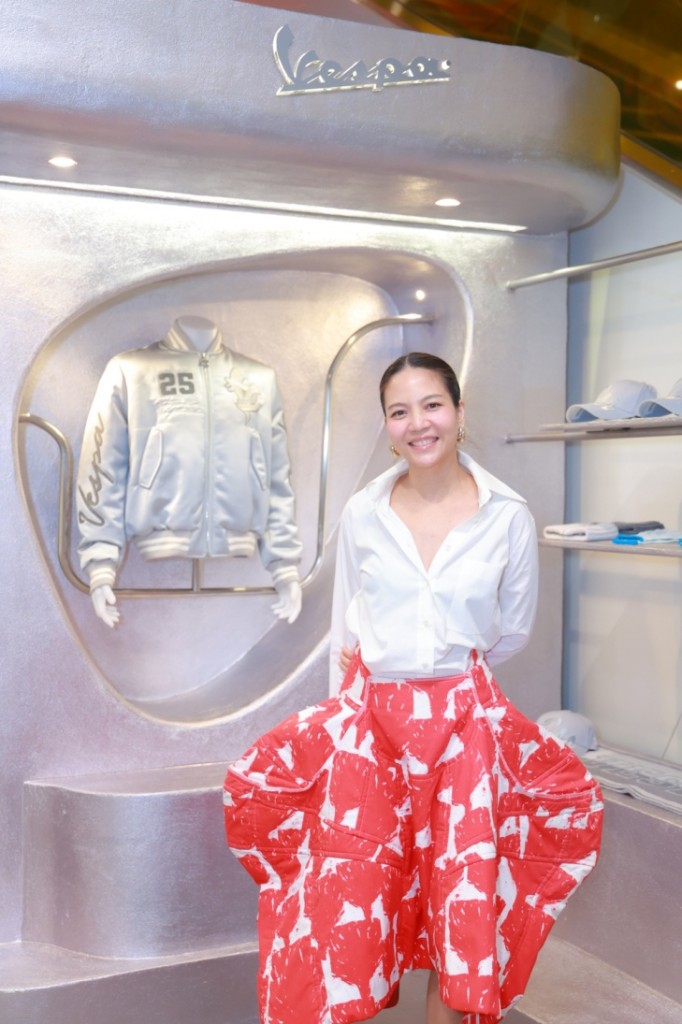 เวสป้าเลือกไทย เปิด Vespa Snake Pop Up สกู๊ตเตอร์ดีไซน์ปีงู ครั้งแรกใน ...