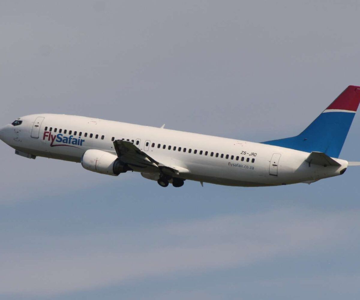 FlySafair passenger helps to land plane in Johannesburg