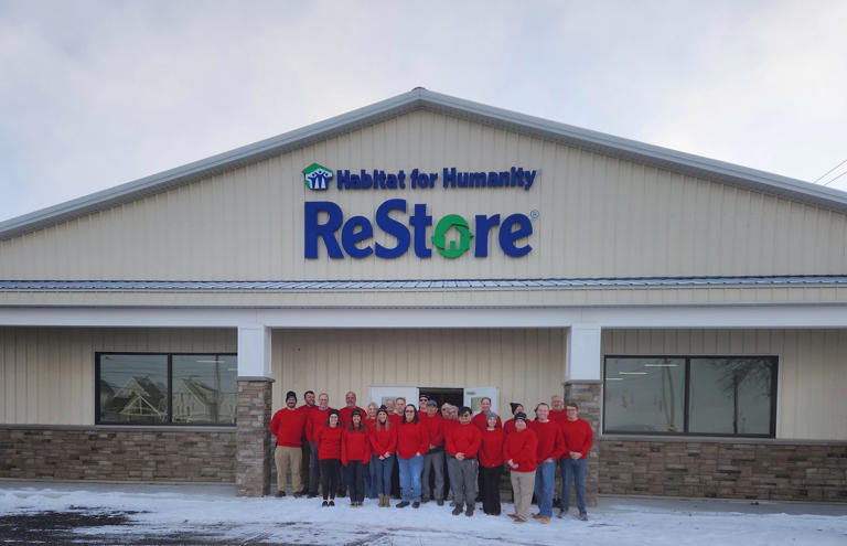 Habitat plans fun night out at Camp Perry center