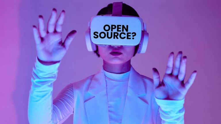 DeepSeek vs Meta: 5 Things Mark Zuckerberg Teased About Llama 4 and the ...