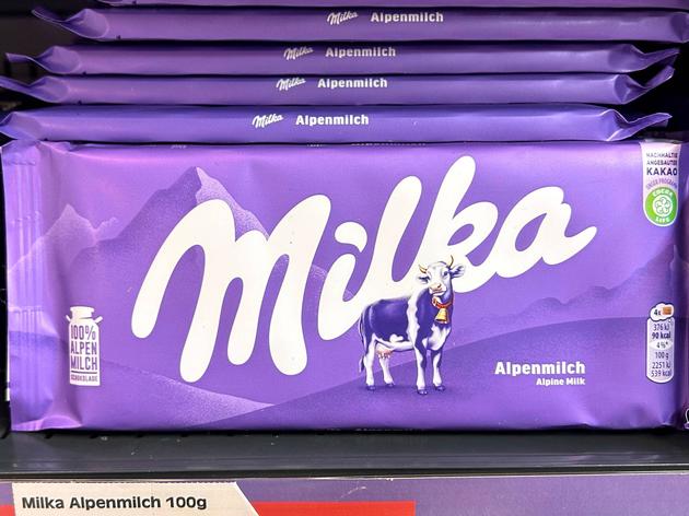 Milka ändert Schokoladen-Tafeln: „Behaltet euren Mist doch einfach“