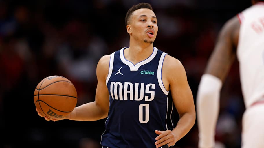 Mavericks veteran breaks silence on freak injury that wrecked his season