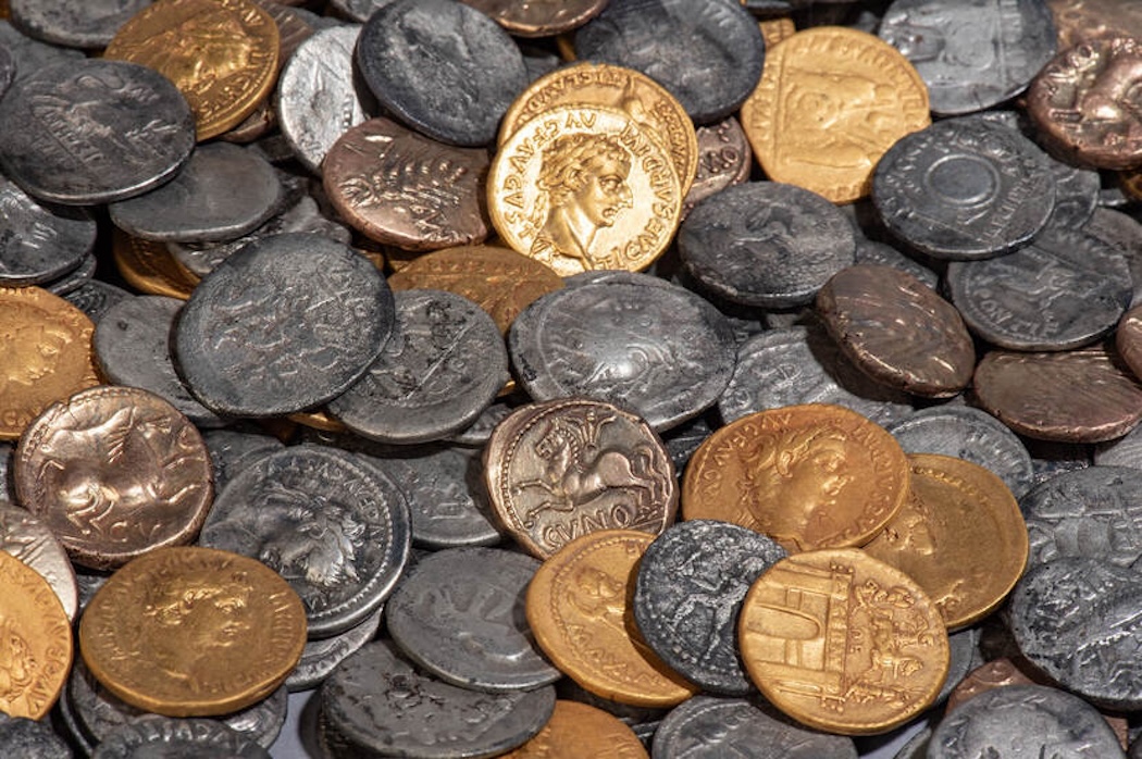 Gold and Silver Coin Hoard From Roman Empire and Britain Discovered in ...