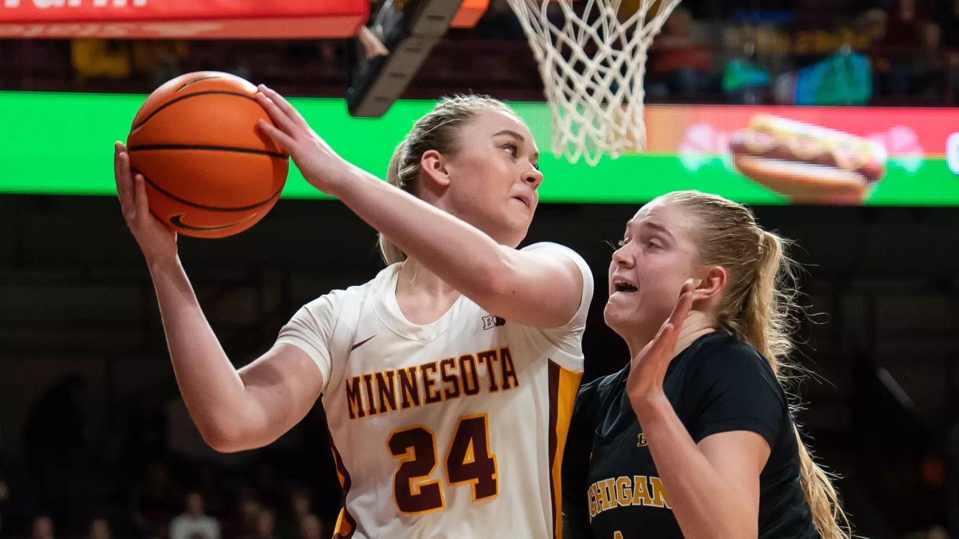 Gophers Fall to #4 USC 82-69