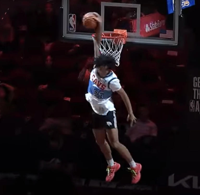 The Cavs’ random dunk contest was better than most at NBA All-Star Weekend