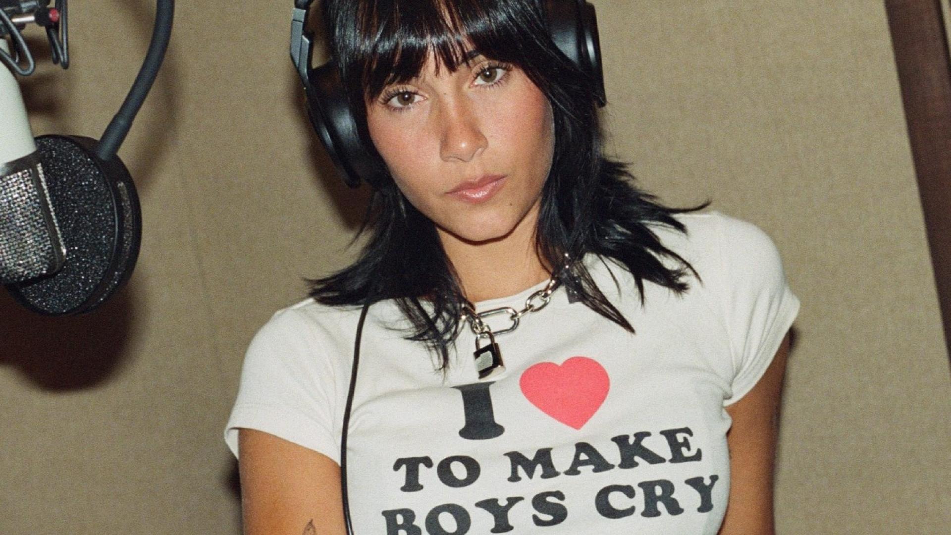 Aitana: "En la serie cuento lo que no he querido enseñar por miedo ni a mis amigas"