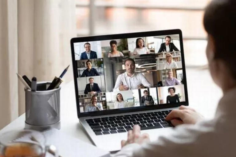 HMRC urges people who work from home to come forward for 'backdated' £625