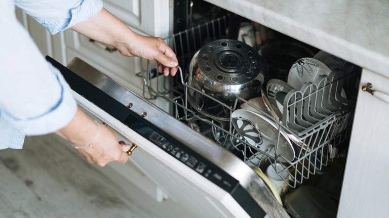 Martha Stewart's 7 Steps To Loading A Dishwasher