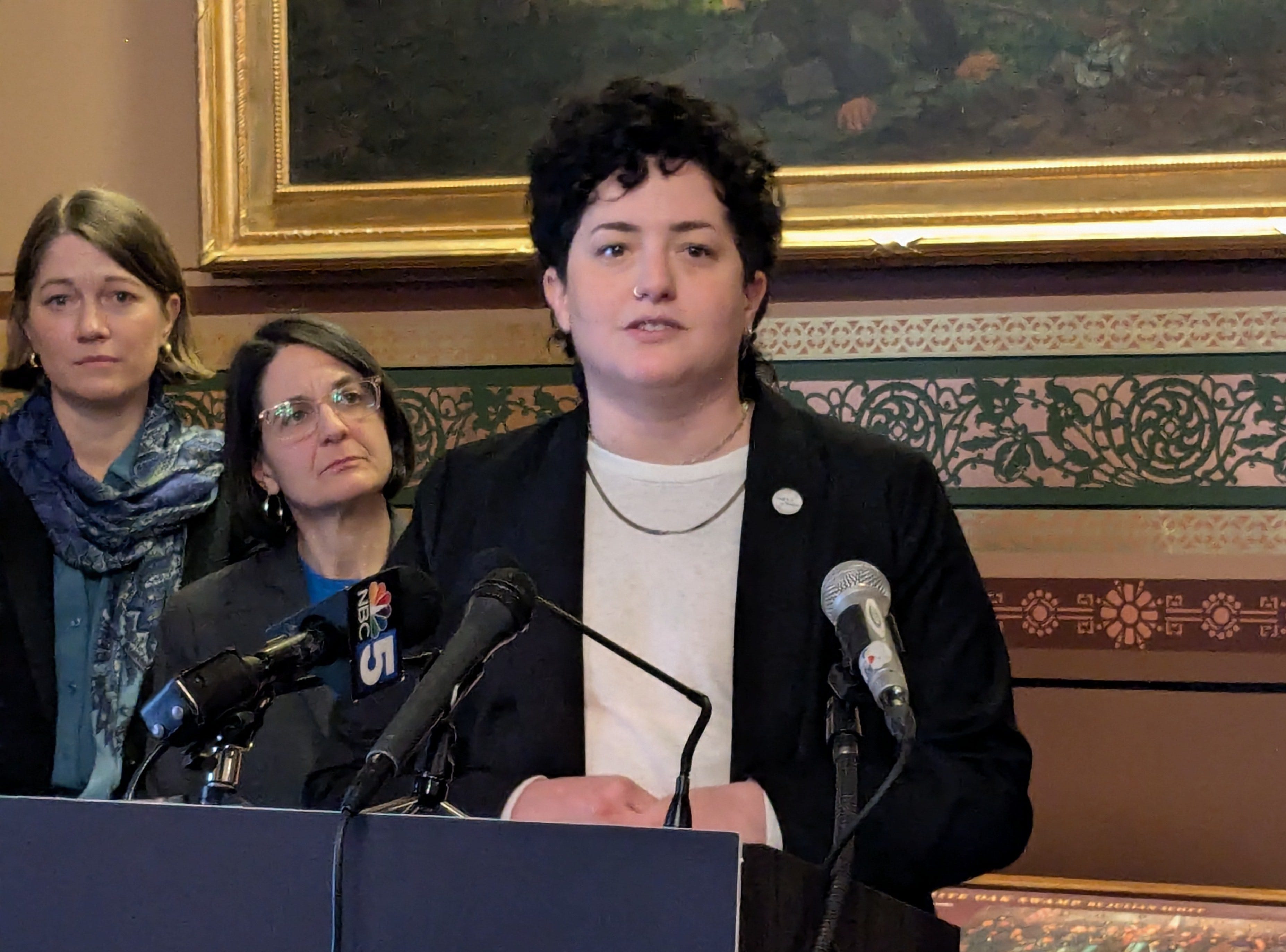Vermont fund raises $250K to expand immigrant legal defense
