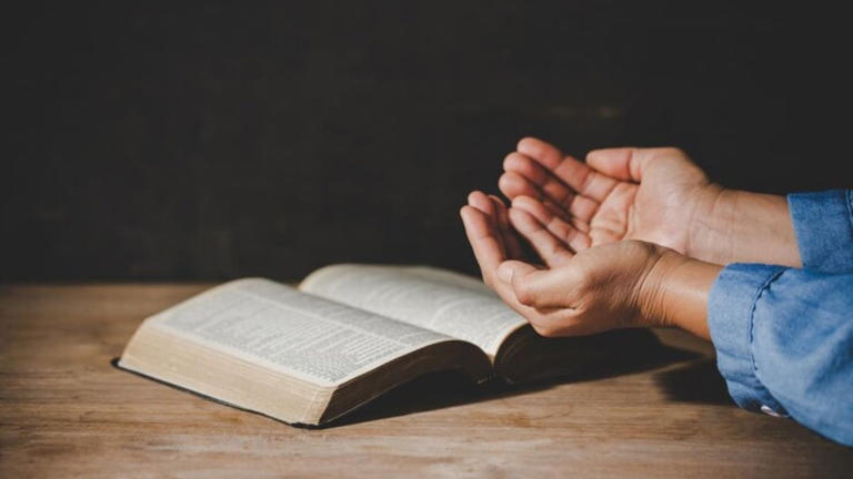 Prayer to Bid Farewell to January 2025 and Give Thanks for All Received