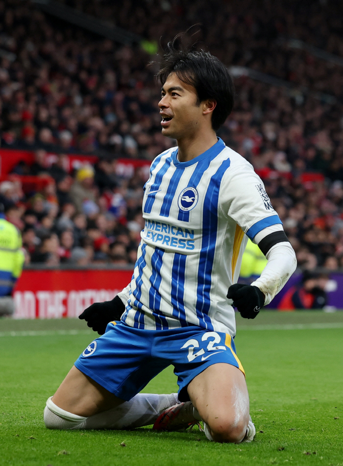 "1000억+α 제안無, 협상 올스톱" CR7 알 나스르行 거부, 손흥민 길 따라가는 日 미토마…'BBC피셜' EPL 잔류 확정