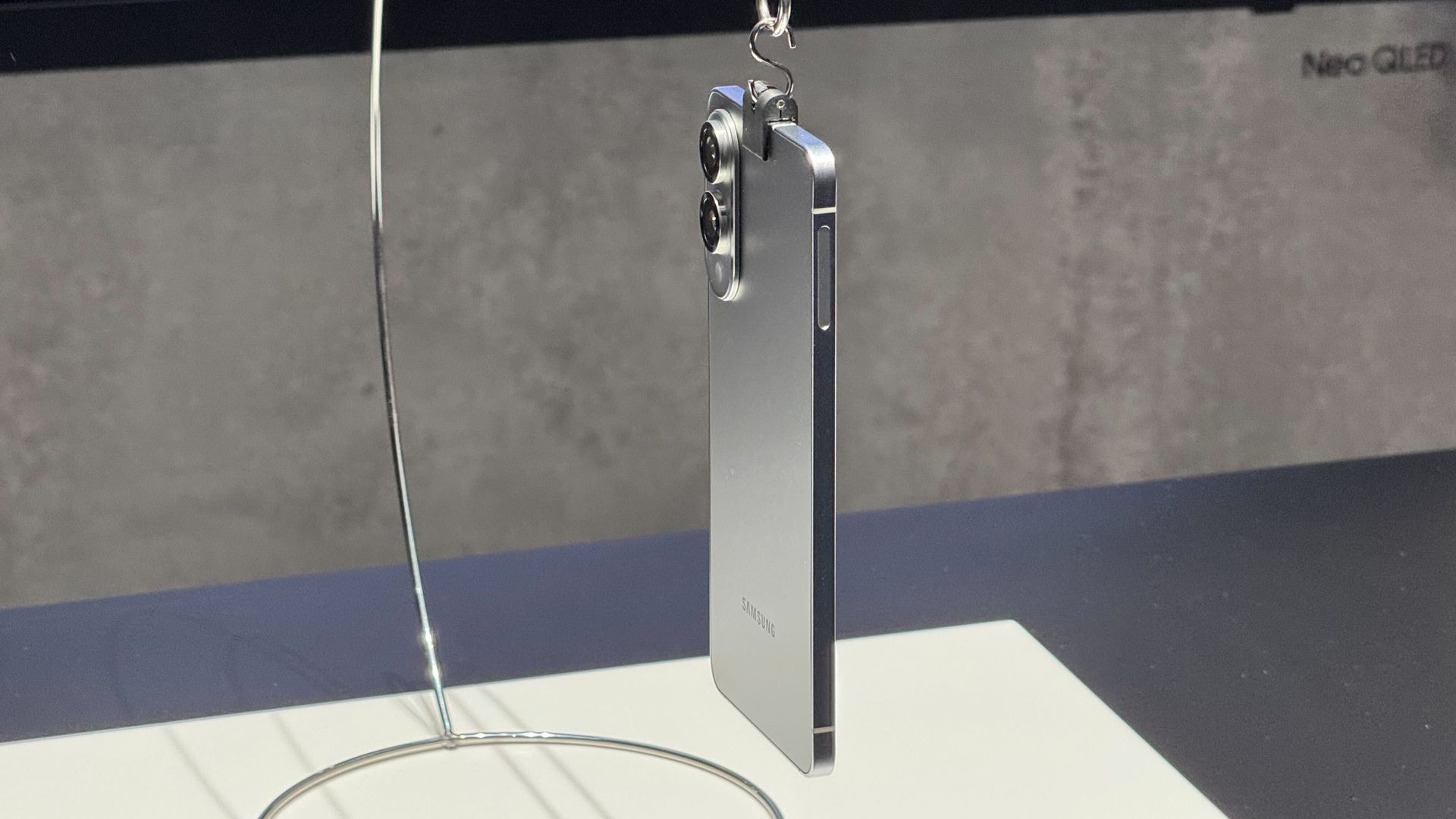 Samsung Galaxy S25 Edge: possible camera specs emerge