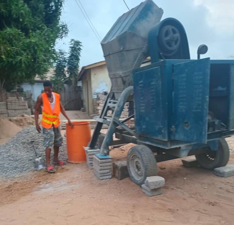 Vui Assembly member urges public to embrace spirit of communal labour