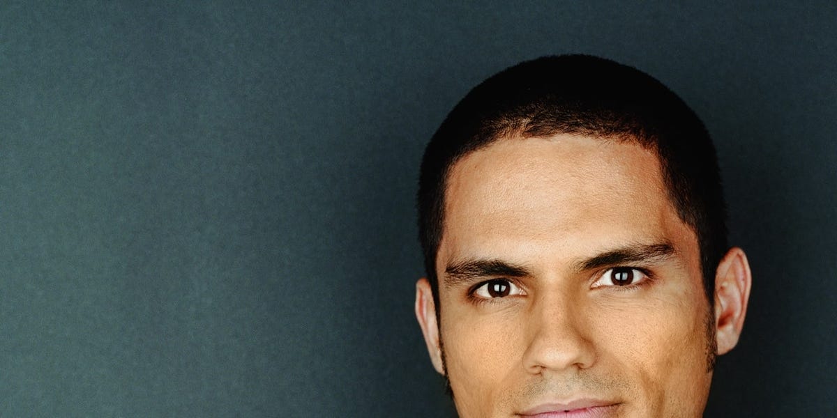 Looking For a New Beard Style? This is How to Rock the '90s Soul Patch