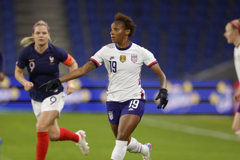 Mercato : Crystal Dunn, joueuse clé de la sélection américaine, signe ...