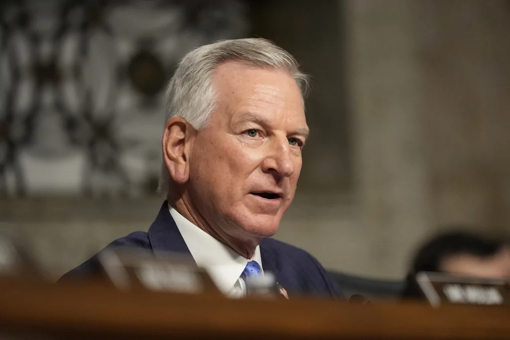 Tommy Tuberville to stay neutral in Alabama succession race