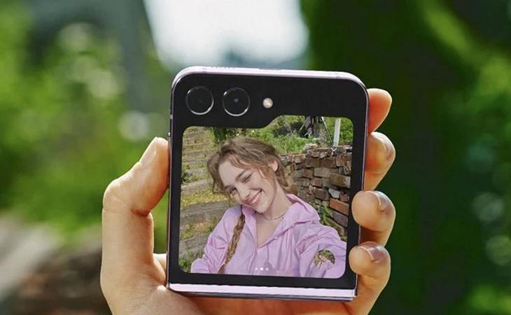 Samsung ha anticipato moltissimi dettagli sui Galaxy Fold e Flip in ...