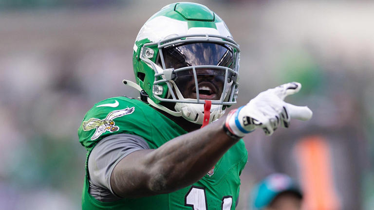 Why Eagles can't wear their iconic Kelly Green uniforms in Super Bowl ...