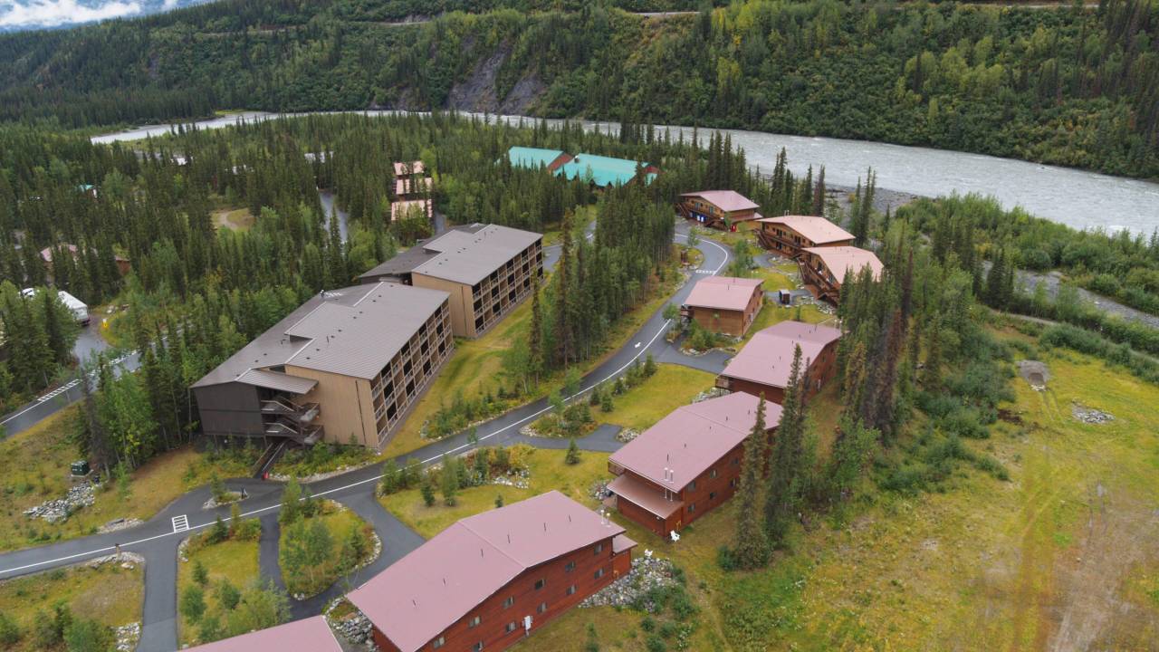 Planning An Alaska Land Tour? What Holland America’s Denali Lodge Expansion Means For You