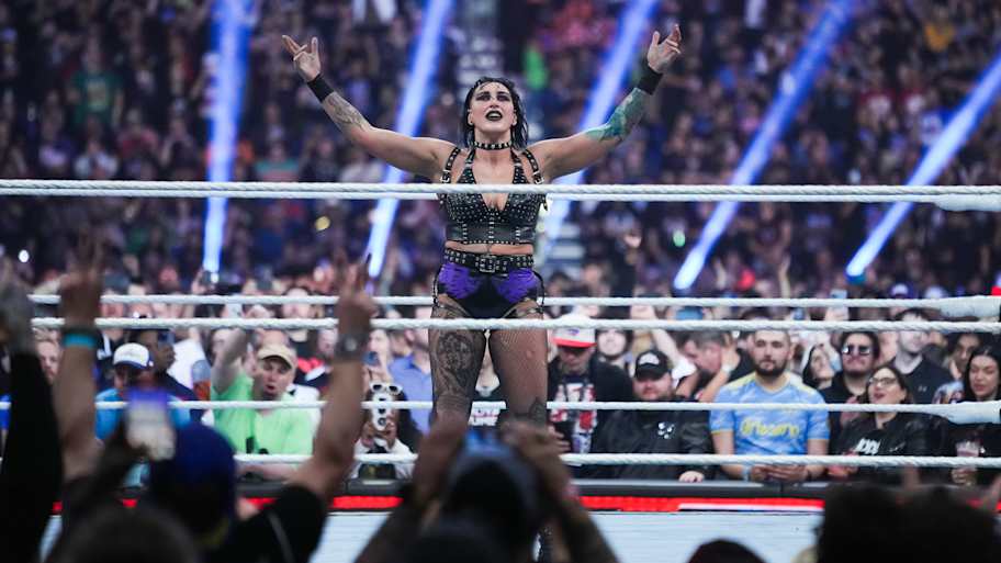 WWE Royal Rumble power rankings: 10 best men's and women's rumble ...