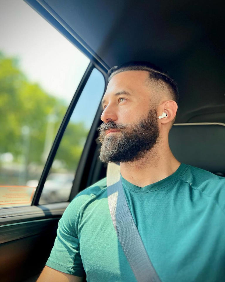 Who are the members of Il Divo? Simon Cowell founded the group in 2003 ...