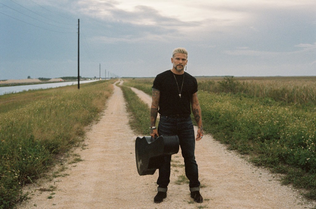 Pedro Capó's ‘La Carretera' Album & More: Which Is Your Favorite New ...