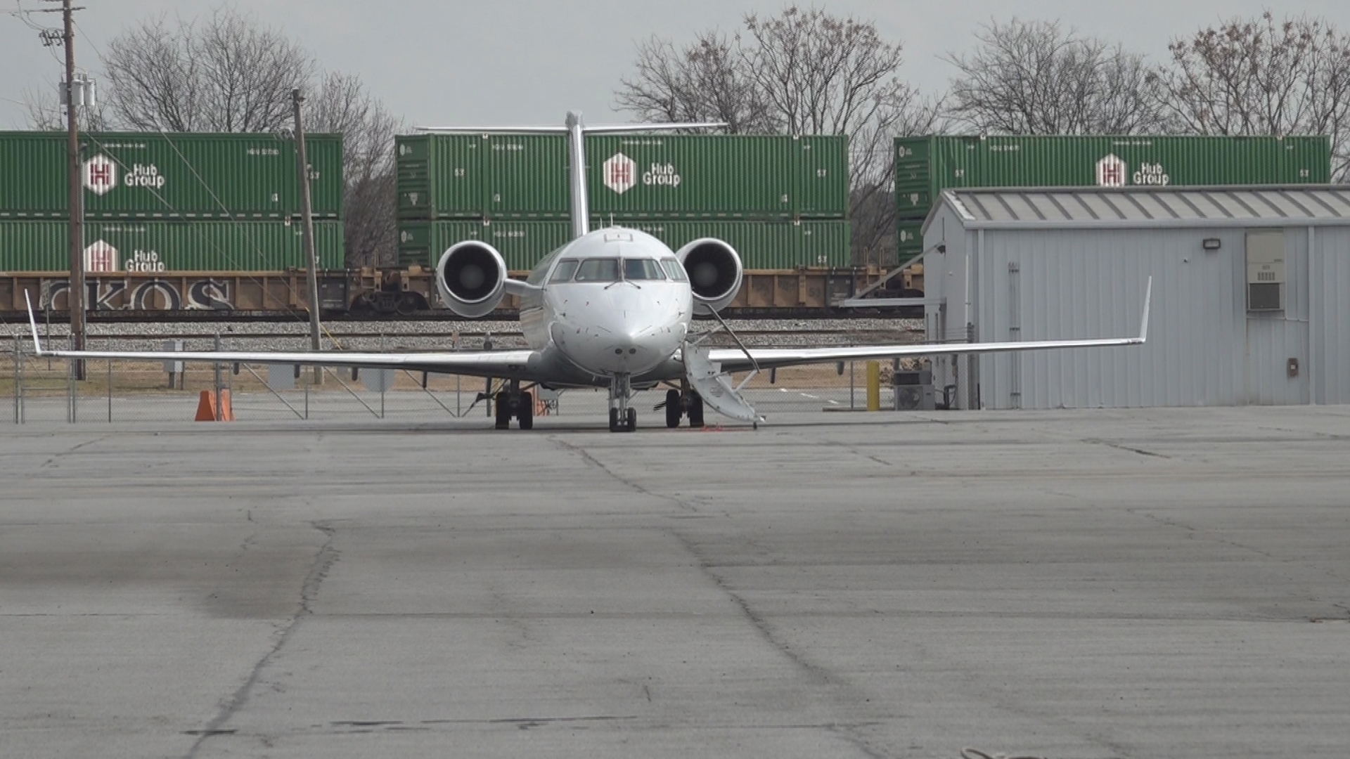 'Every day is emergency training' | Flight school navigates shared ...