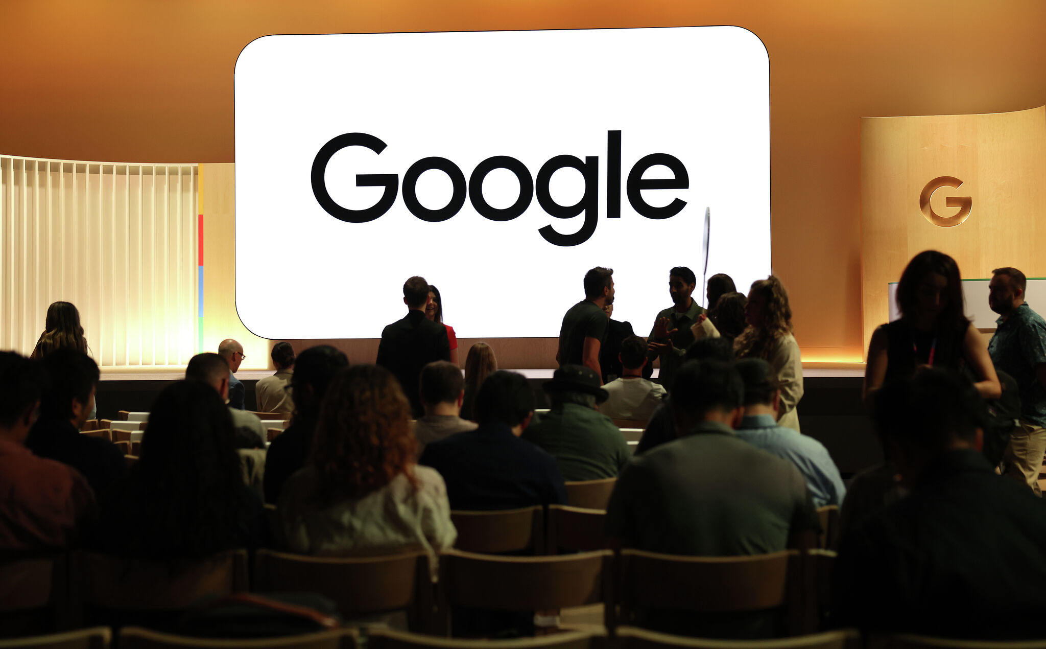 Google offers cash to quit for workers who aren't 'deeply committed'