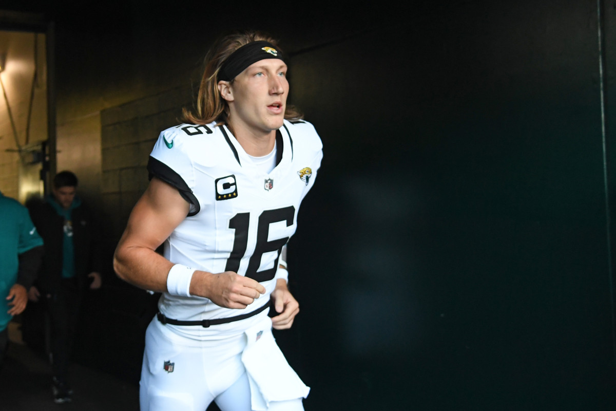 $275 MILLION MAN ON THE HOT SEAT? Trevor Lawrence's Last Stand in Duval ...
